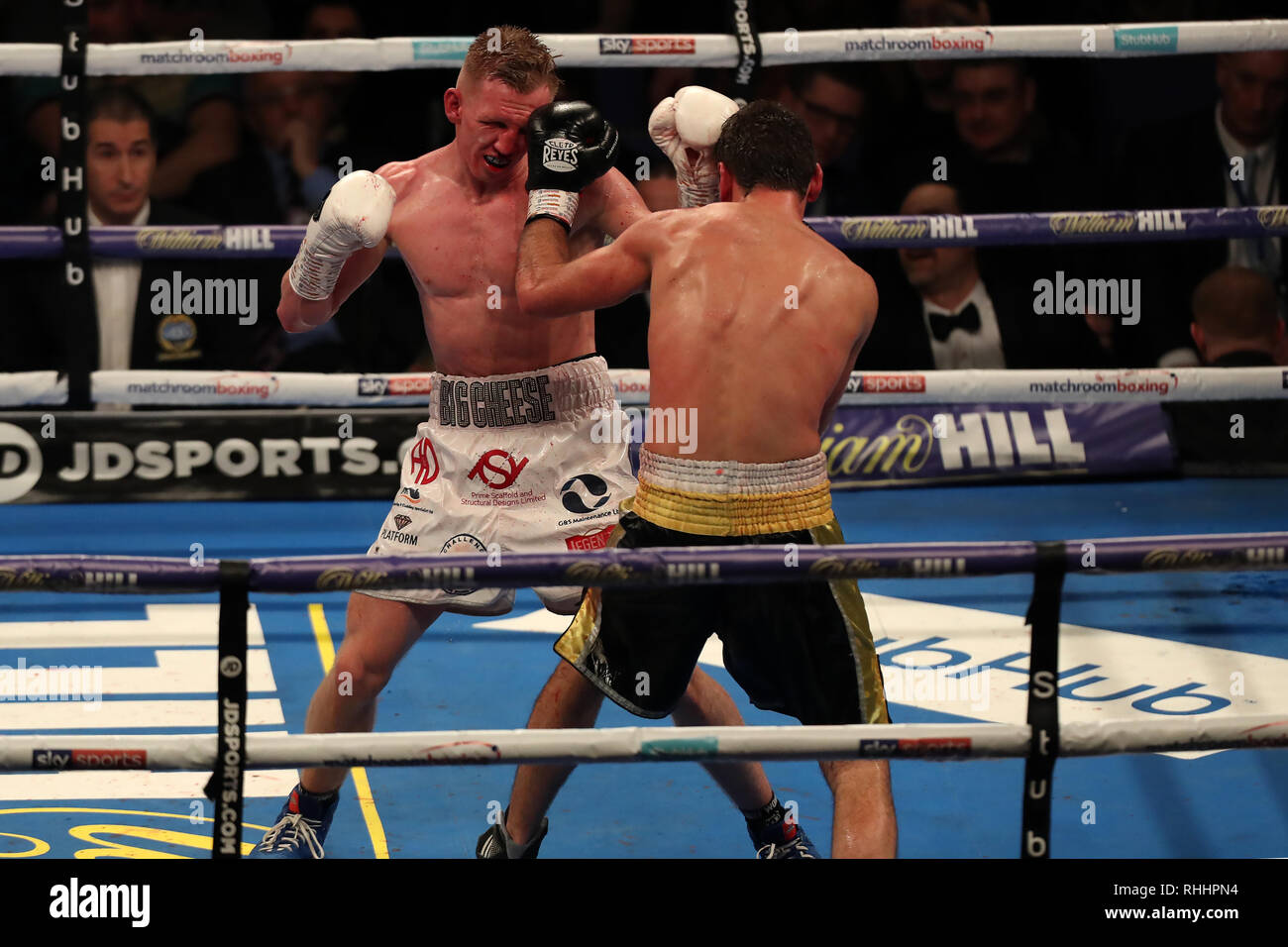London, UK. 2nd Feb 2019. Boxing, European Super-Welterweight ...
