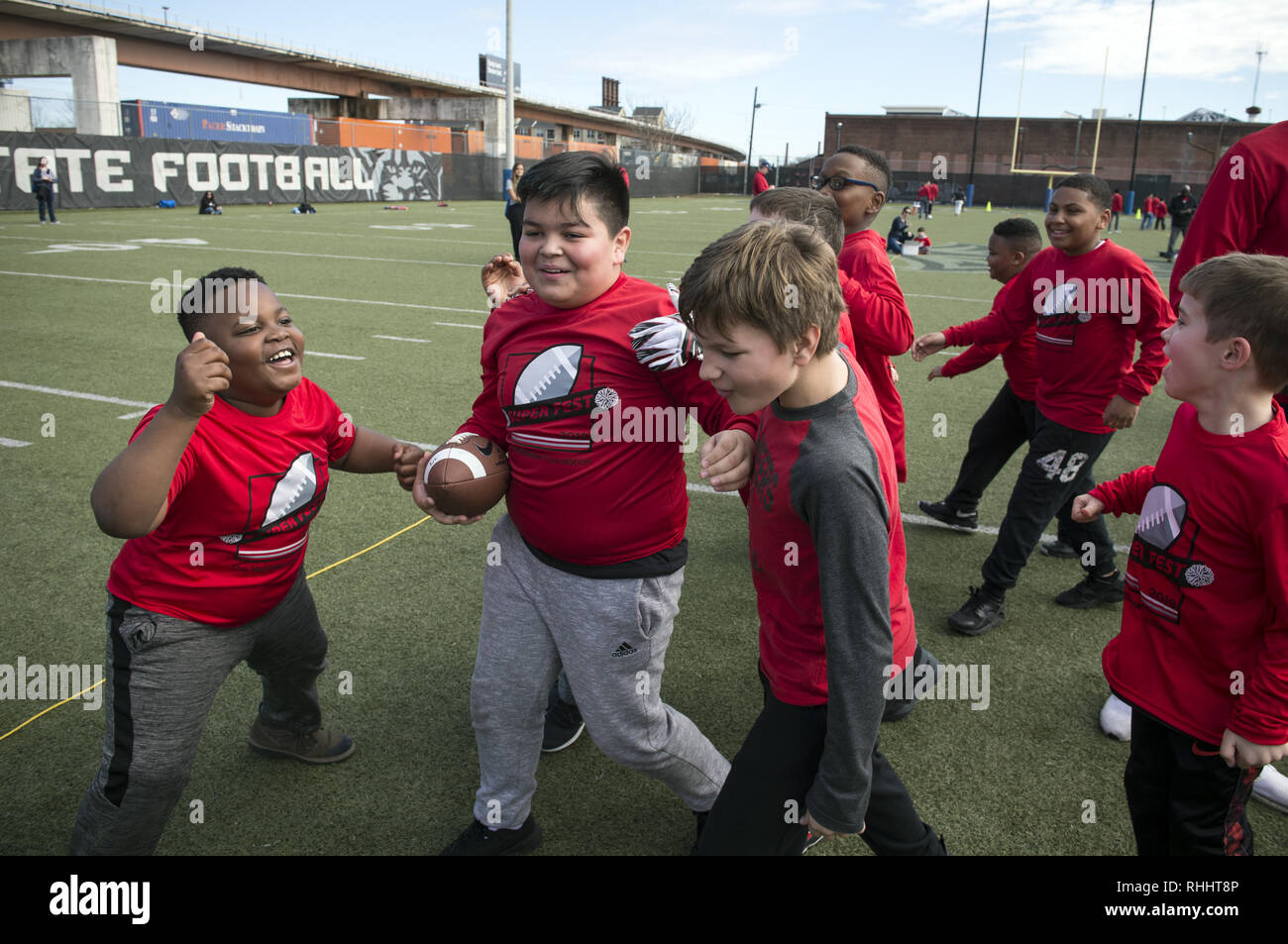 Children with disabilities football hi-res stock photography and images ...
