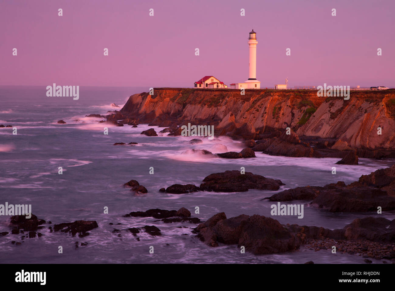 Point Arena Lighthouse dawn, Point Arena-Stornetta Unit, California ...
