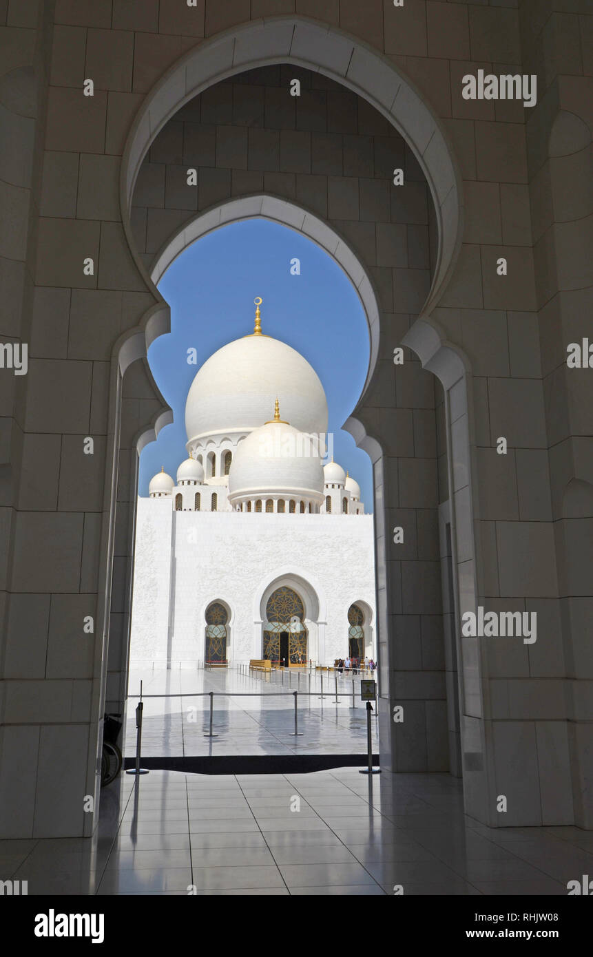 The largest Mosque in the area and a monument to the late Ruler of the ...