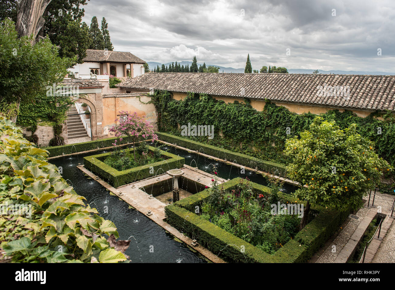 El Generalife, Alhambra, Andalusia, Spain Stock Photo - Alamy