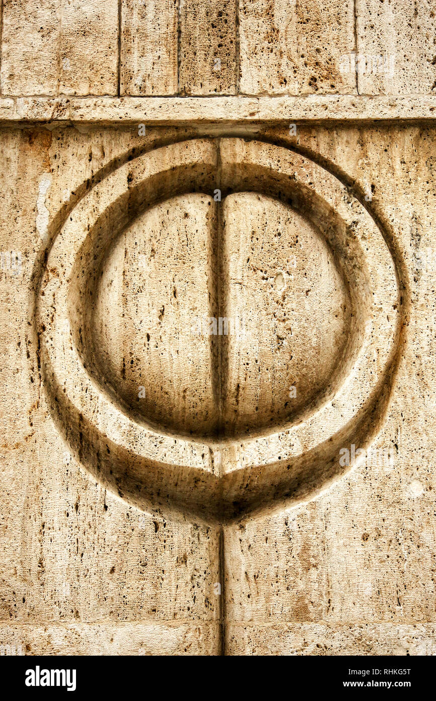 The Symbol of the Kiss on The Kiss Gate carved in limestone in Targu ...