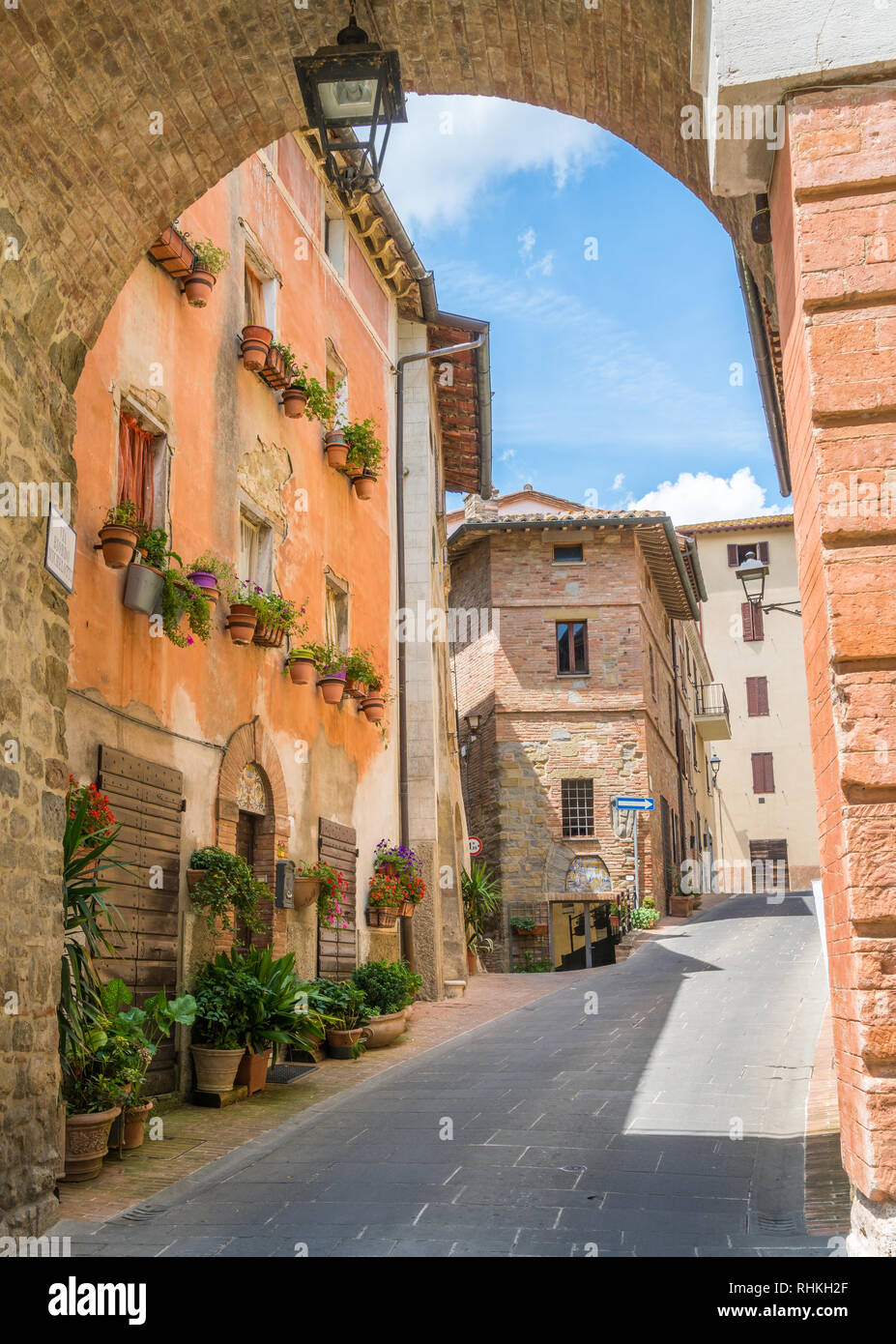 Deruta hi-res stock photography and images - Alamy