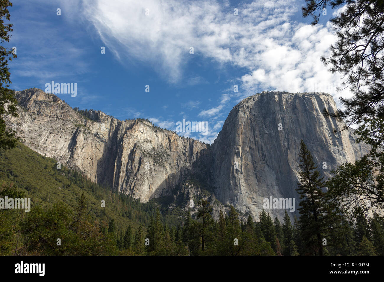 Entrance of Yosemite National Park, California, USA Stock Photo - Alamy