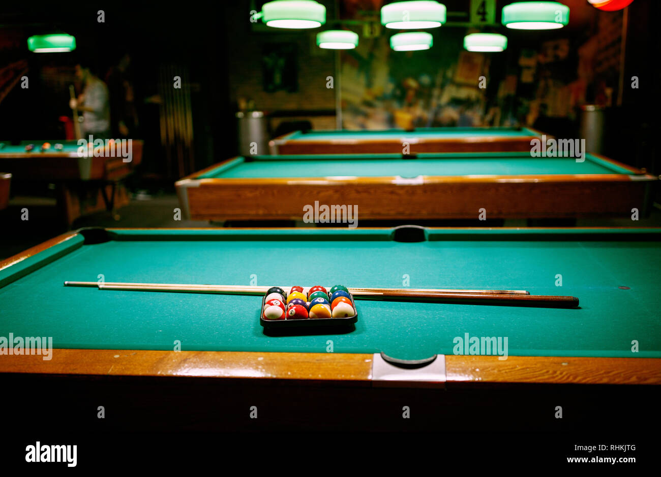Snooker table background hi-res stock photography and images - Alamy