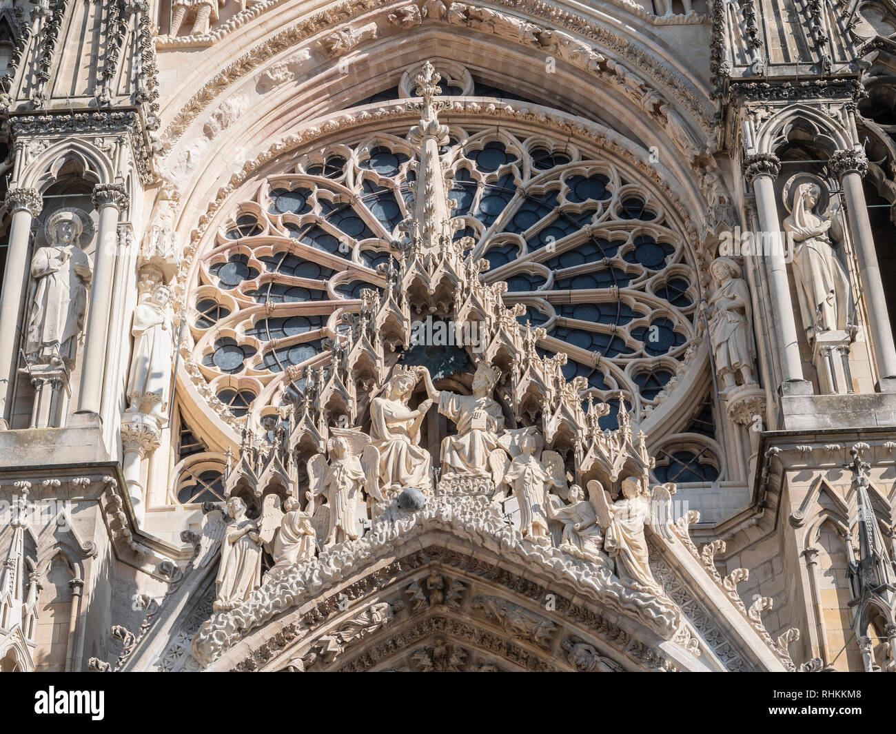 Portal Of Reims Cathedral Stock Photos & Portal Of Reims Cathedral ...