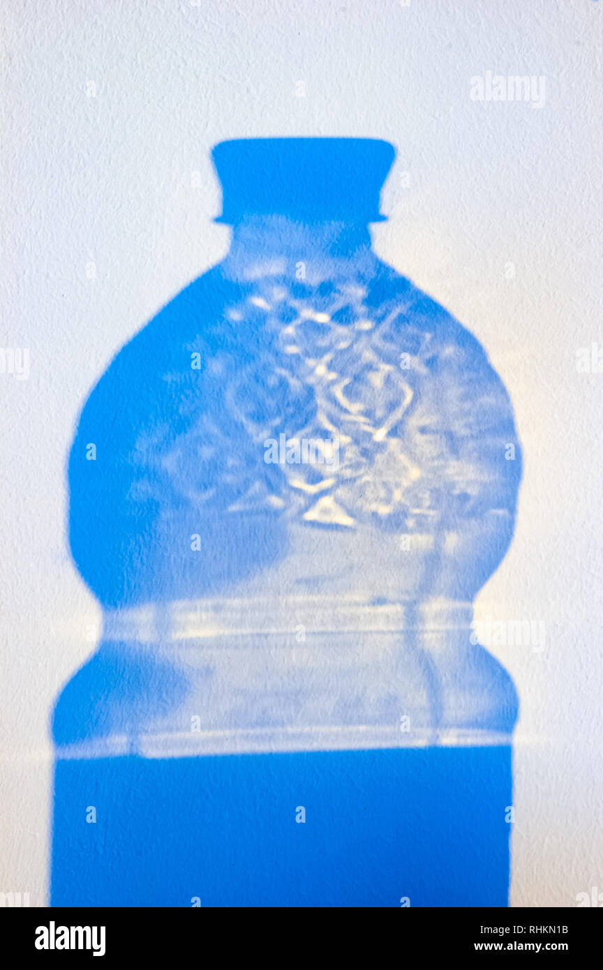 Liquid projection hi-res stock photography and images - Alamy