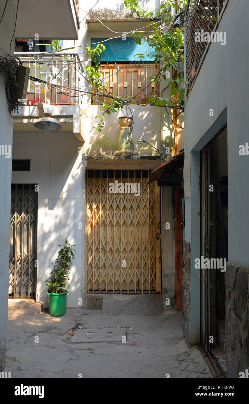 A small residential back street in the Tran Hung Alleys area of ...