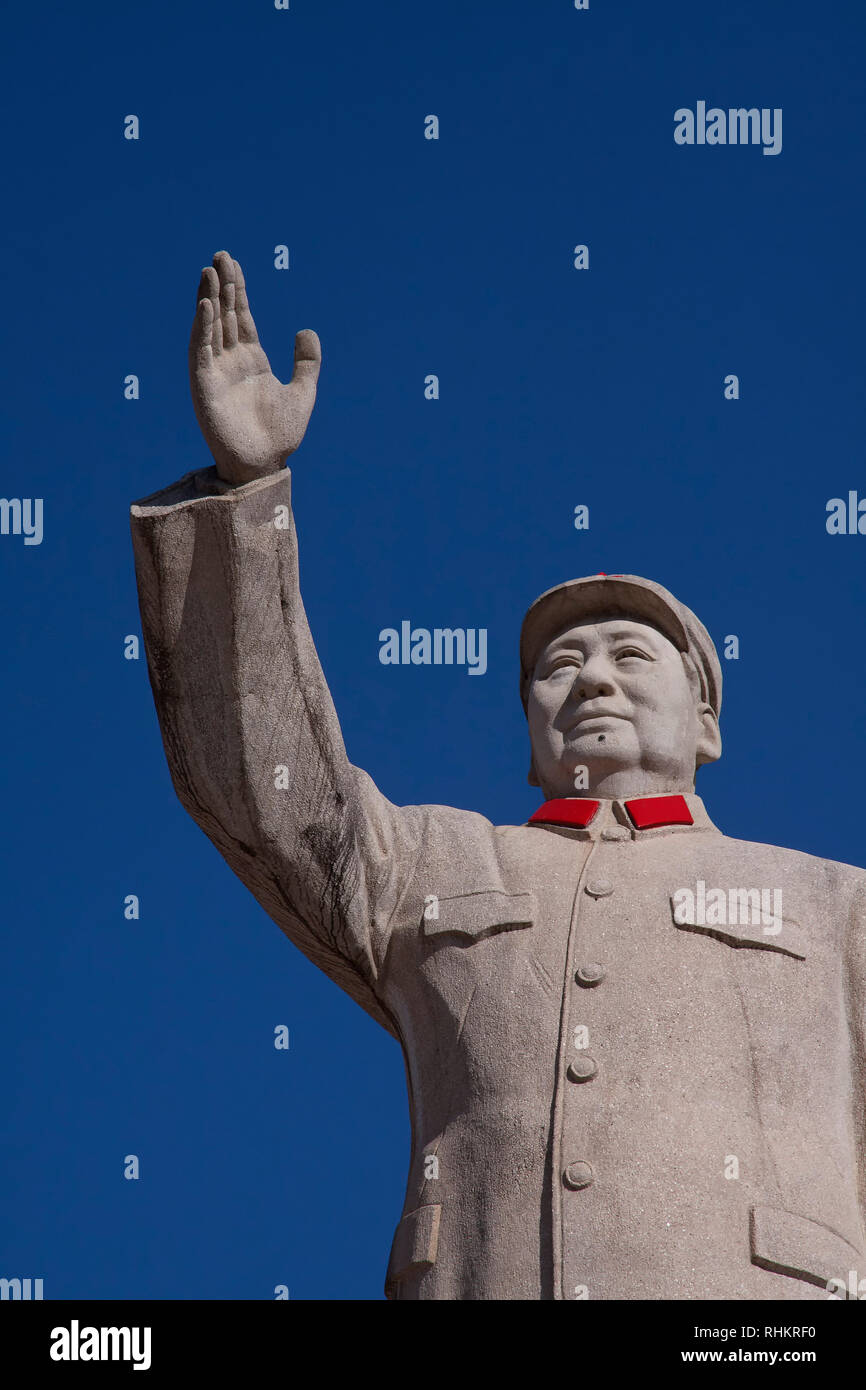 Statue of Mao Tse-tung, Mao Zedong, Chairman of the Communist Party of ...