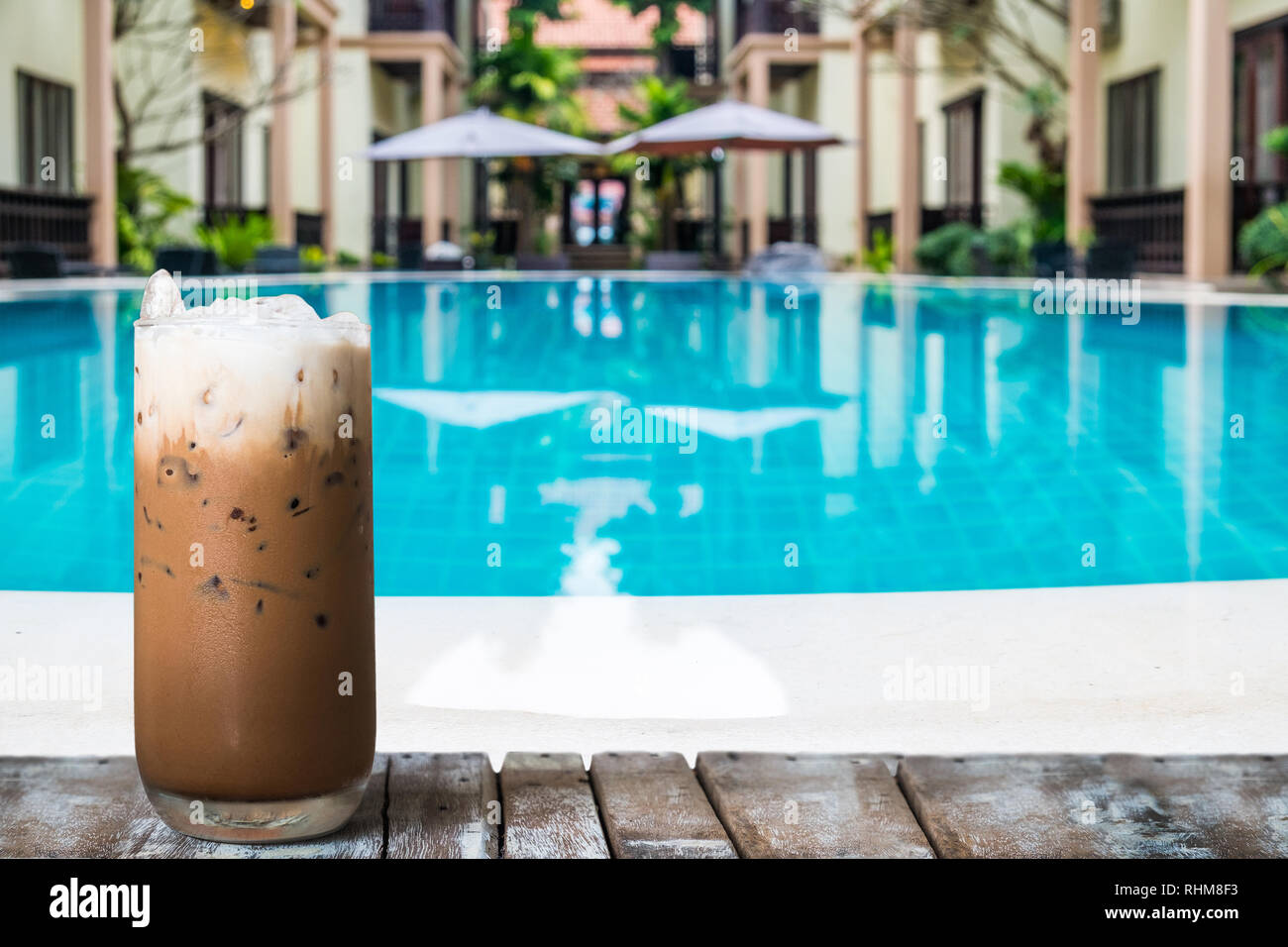 Iced coffee pool background hi-res stock photography and images - Alamy