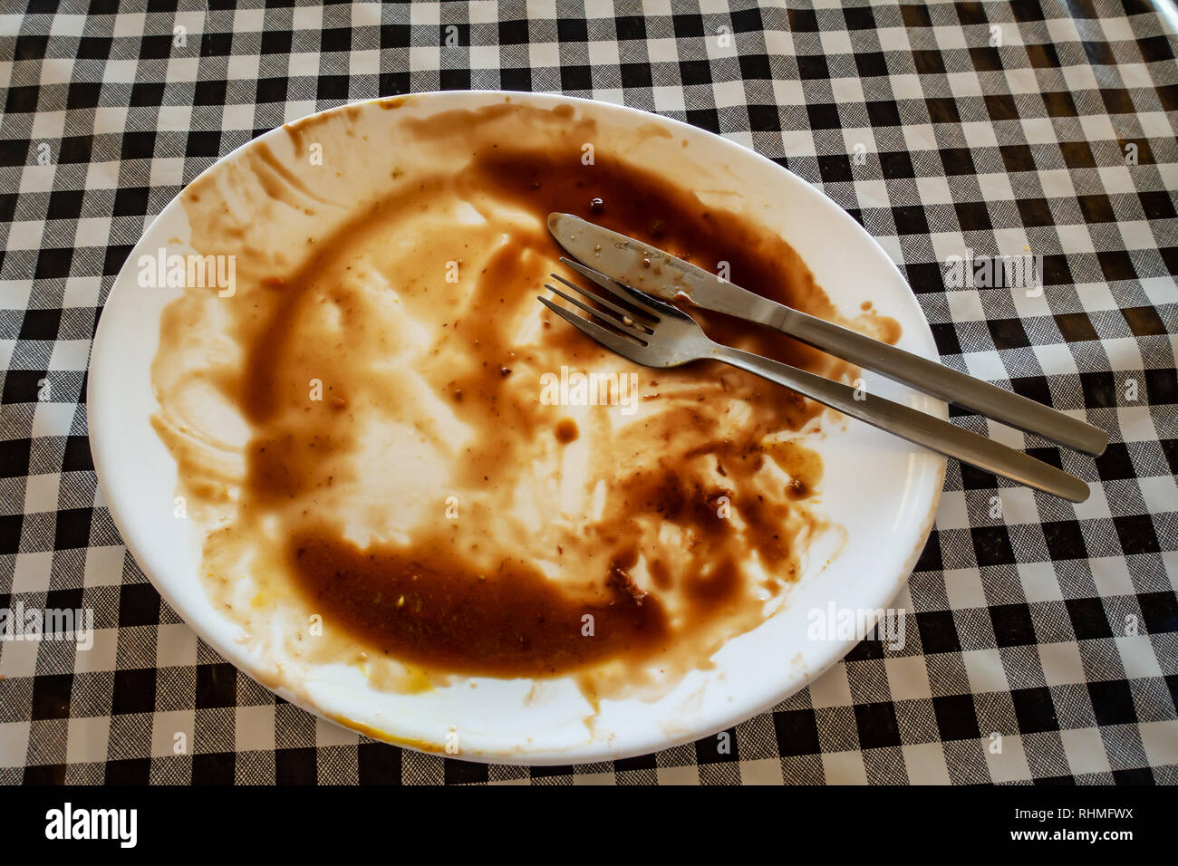 Empty plate after meal eaten hi-res stock photography and images - Alamy