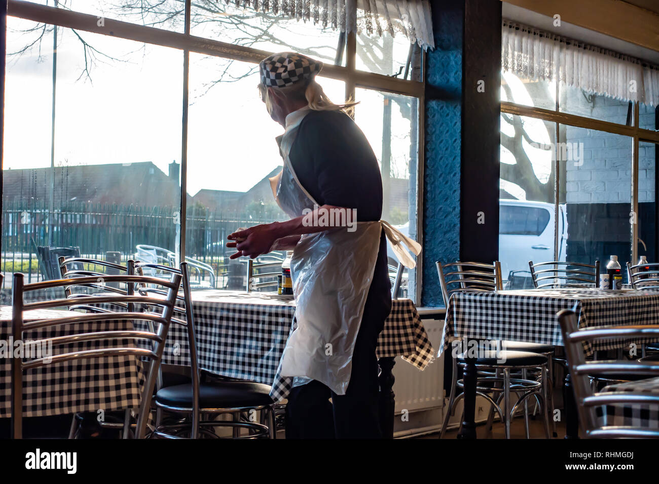Waitress cleans tables hi-res stock photography and images - Alamy