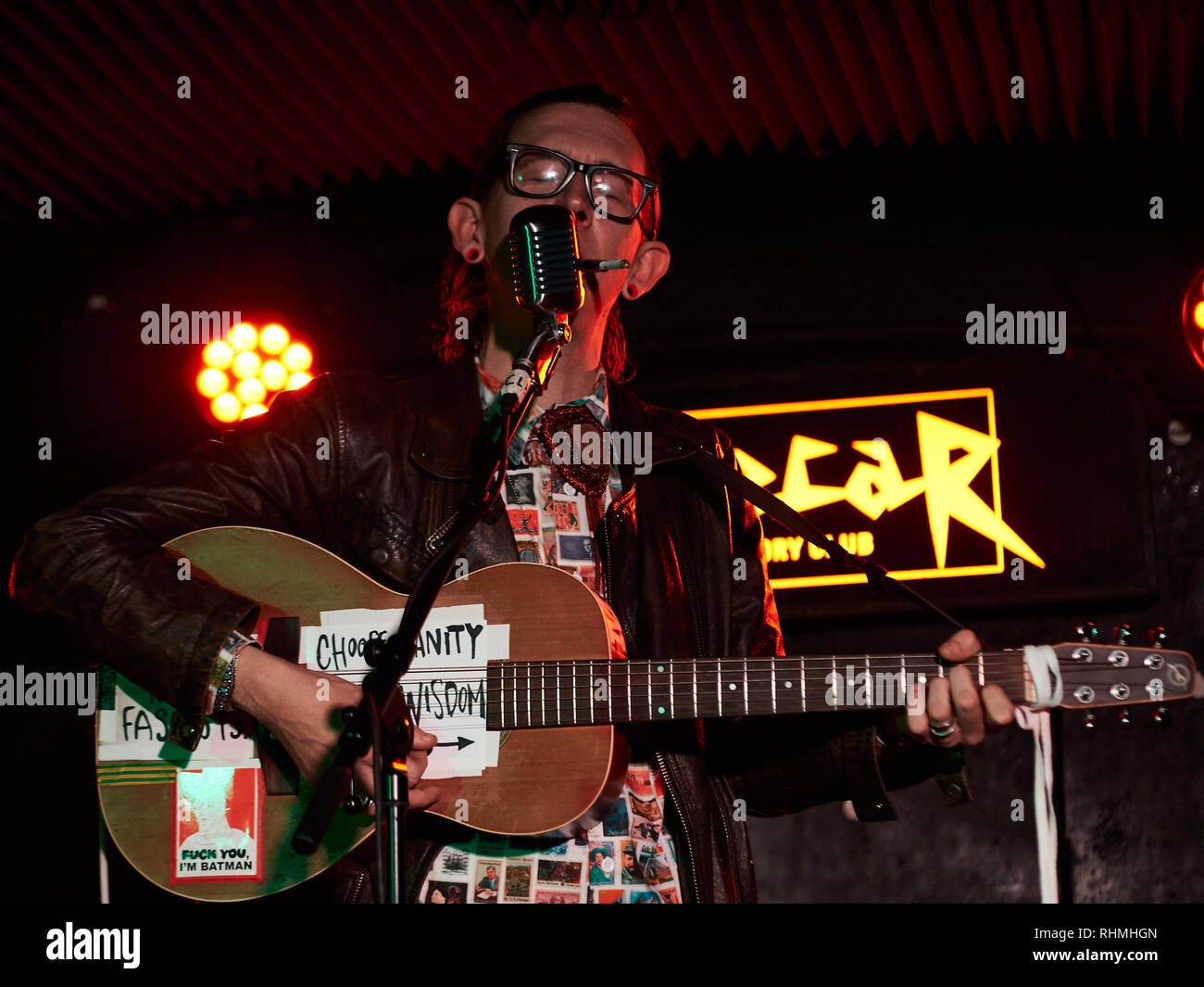 Micah P Hinson performing at Sidecar Factory Club, Barcelona, Spain ...