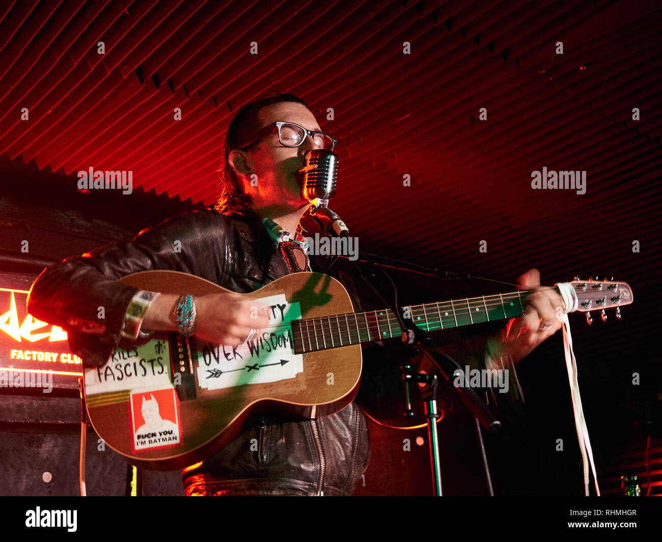 Micah P Hinson performing at Sidecar Factory Club, Barcelona, Spain ...