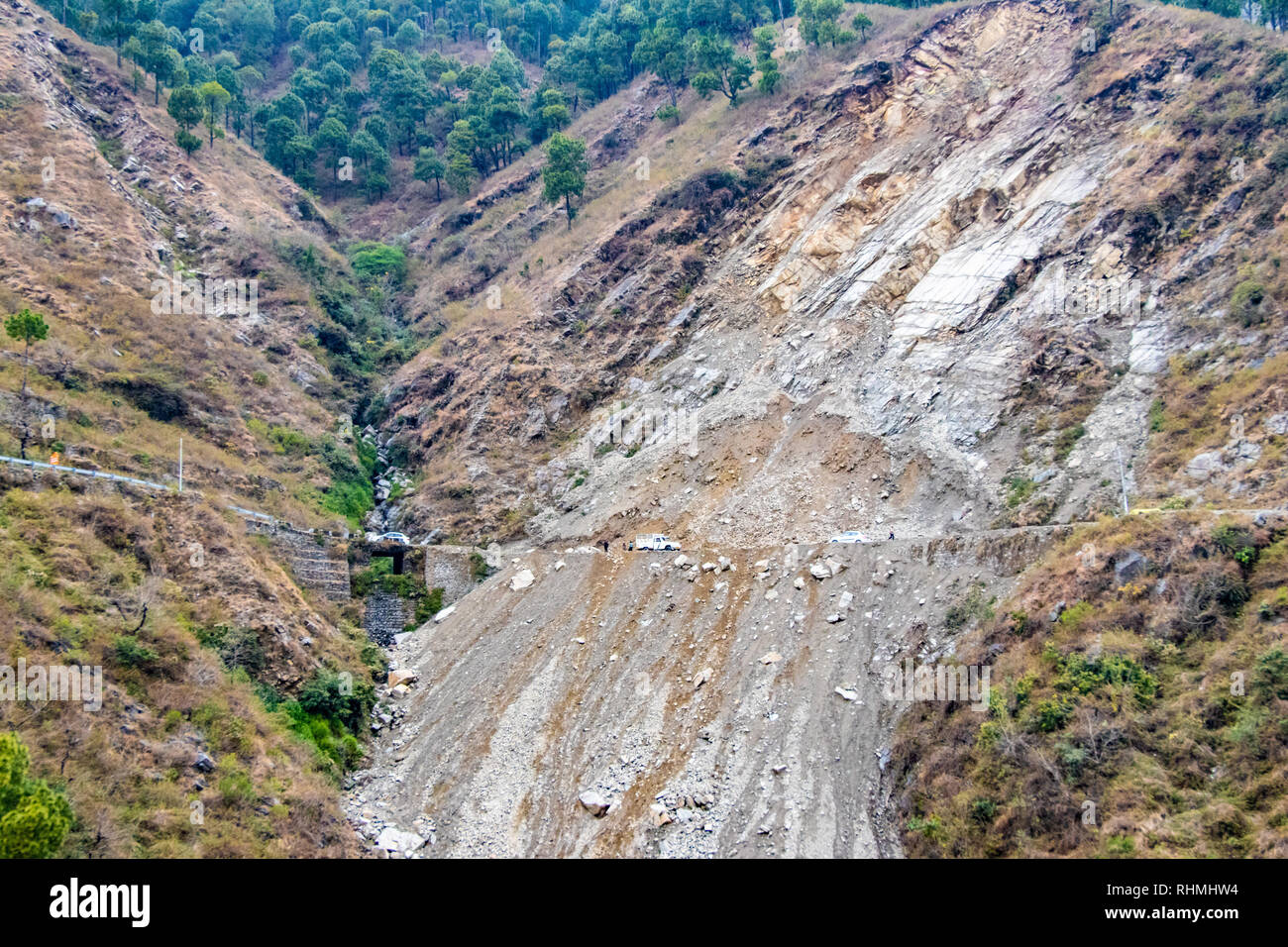 Landslide road block hi-res stock photography and images - Alamy