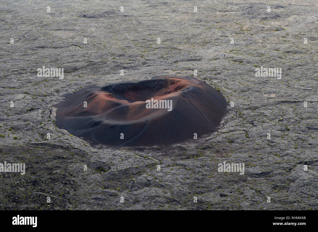 Formica Leo, a small secondary cone within the vast caldera of Piton de ...