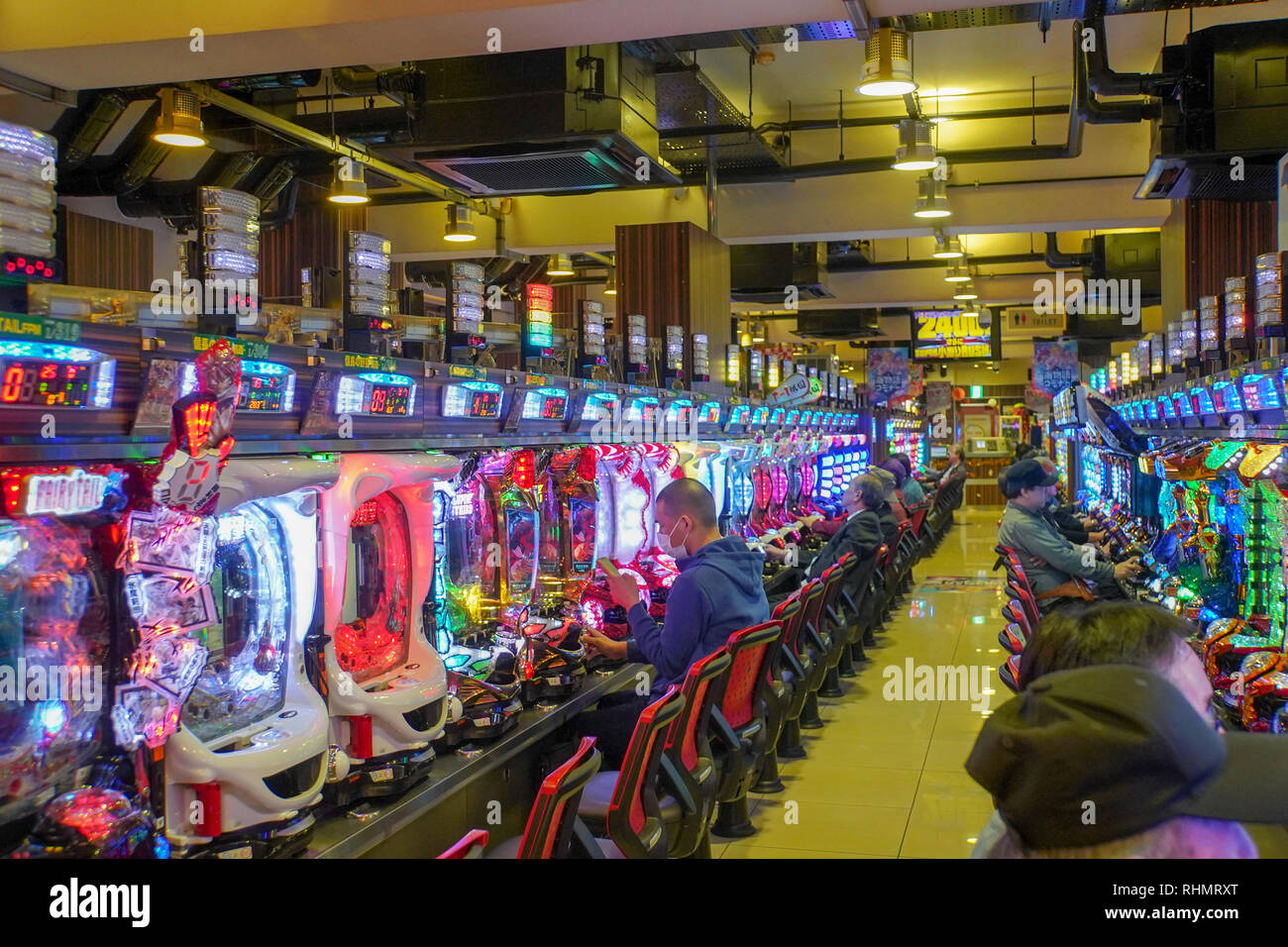 Gaming arcade hi-res stock photography and images - Alamy