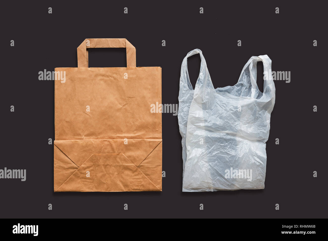 Shopping without plastic bags hi-res stock photography and images - Alamy