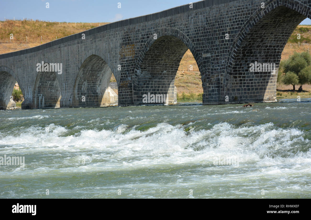 Old Historic Bridge with arches. Sulukh Bridge in Mush Stock Photo - Alamy