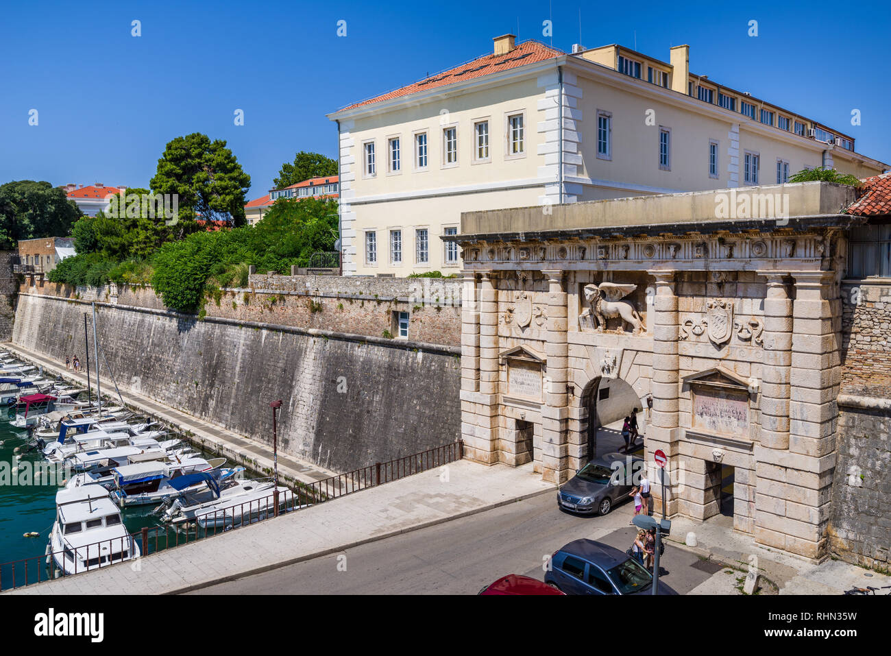 Ancient landmarks of zadar view hi-res stock photography and images - Alamy