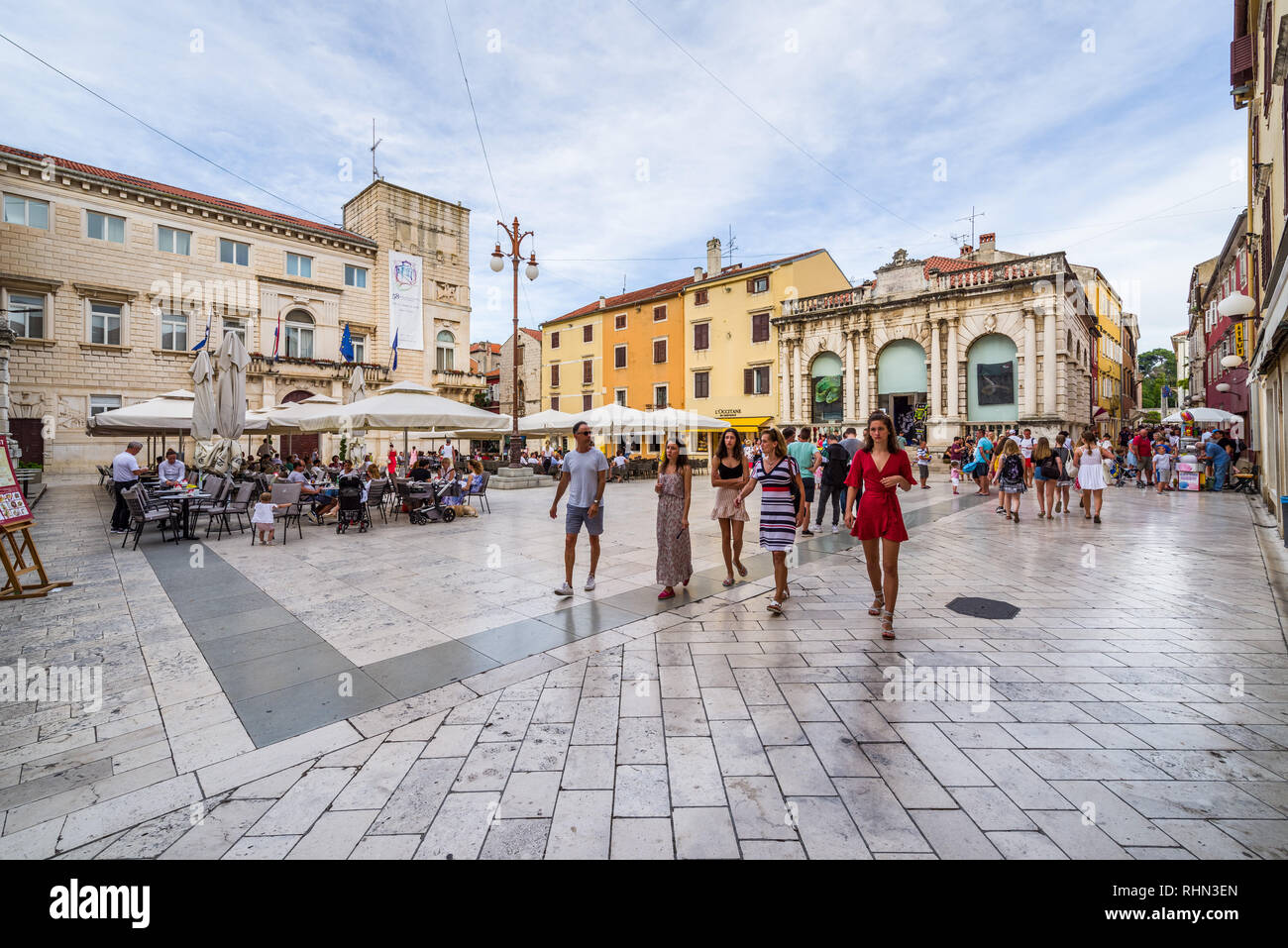 Ancient landmarks of zadar view hi-res stock photography and images - Alamy
