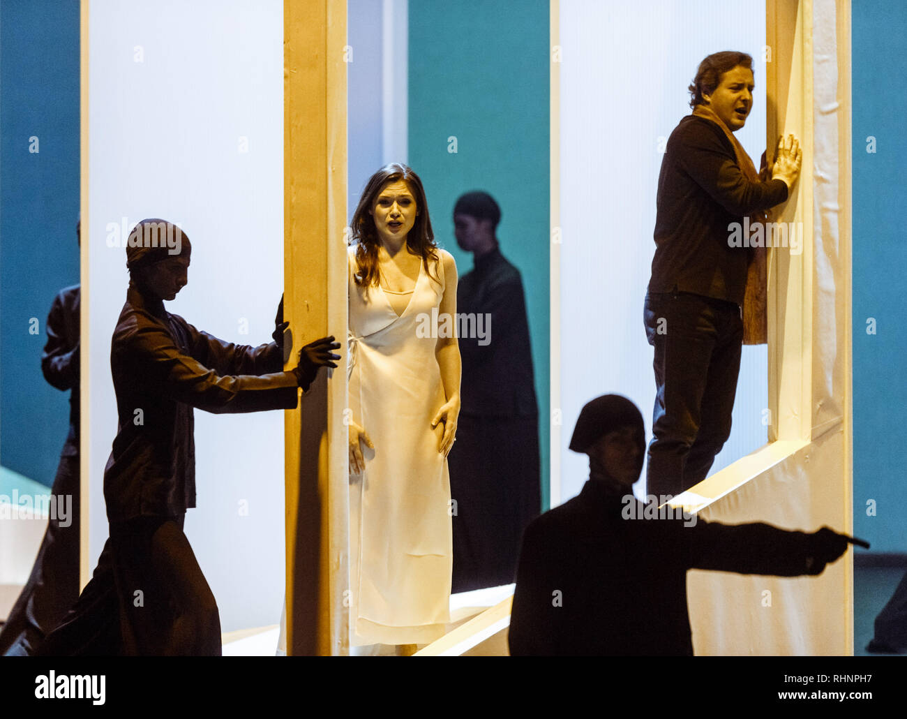 Hamburg, Germany. 30th Jan, 2019. The singers Andriana Chuchman (M) as ...
