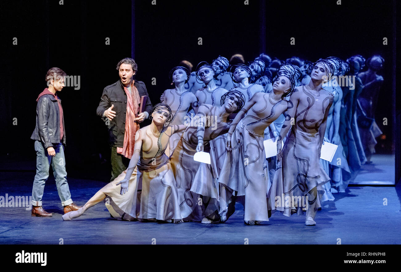 Orfeo ed euridice hi-res stock photography and images - Alamy