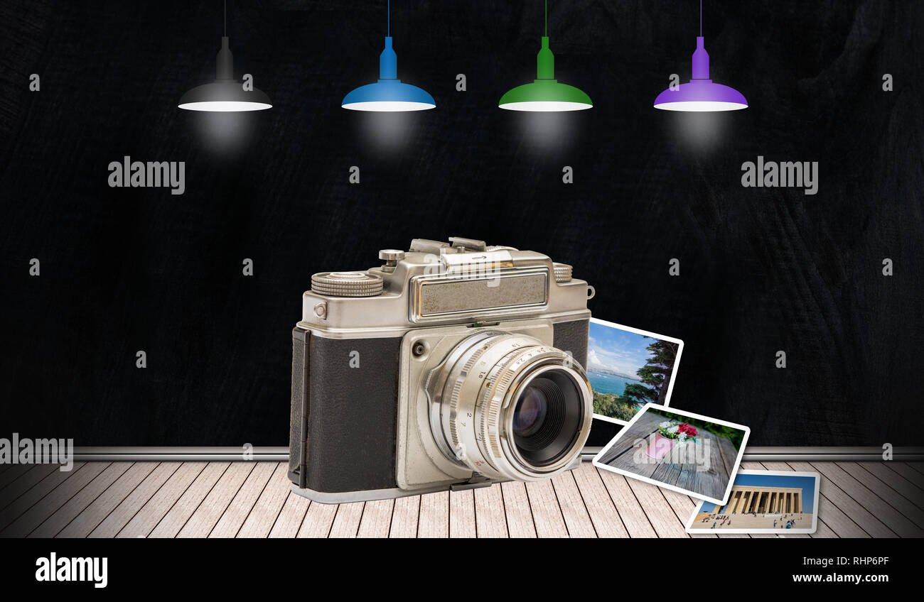 Vintage Camera with a landscape Photo frames Stock Photo - Alamy