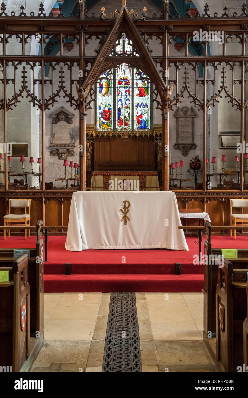 St Swithun's Church in East Grinstead Stock Photo - Alamy