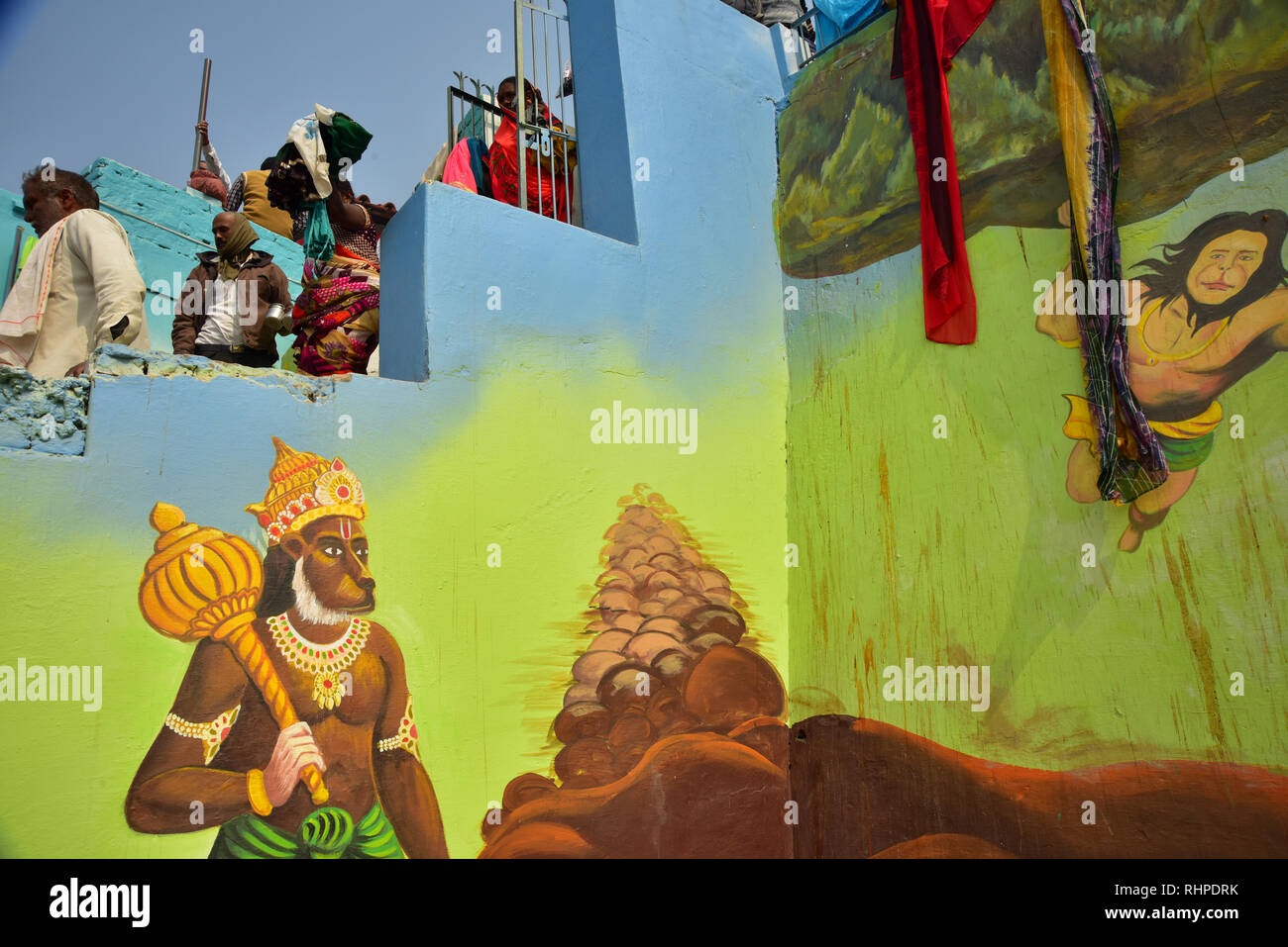 Crore people hi-res stock photography and images - Alamy