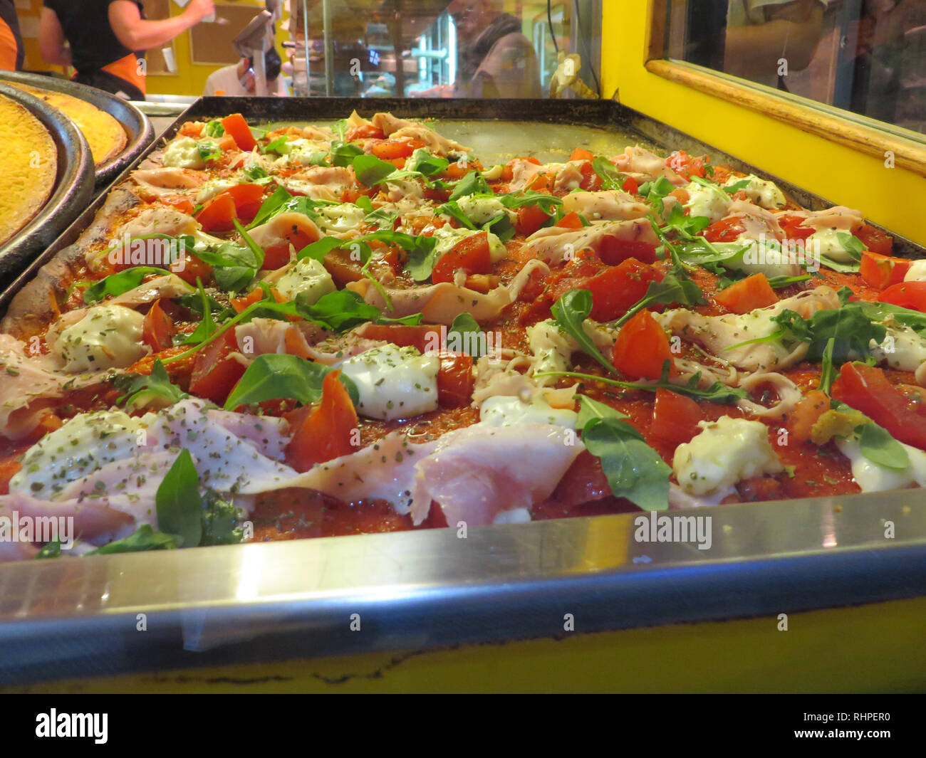Pizza Store Stock Photos & Pizza Store Stock Images - Alamy