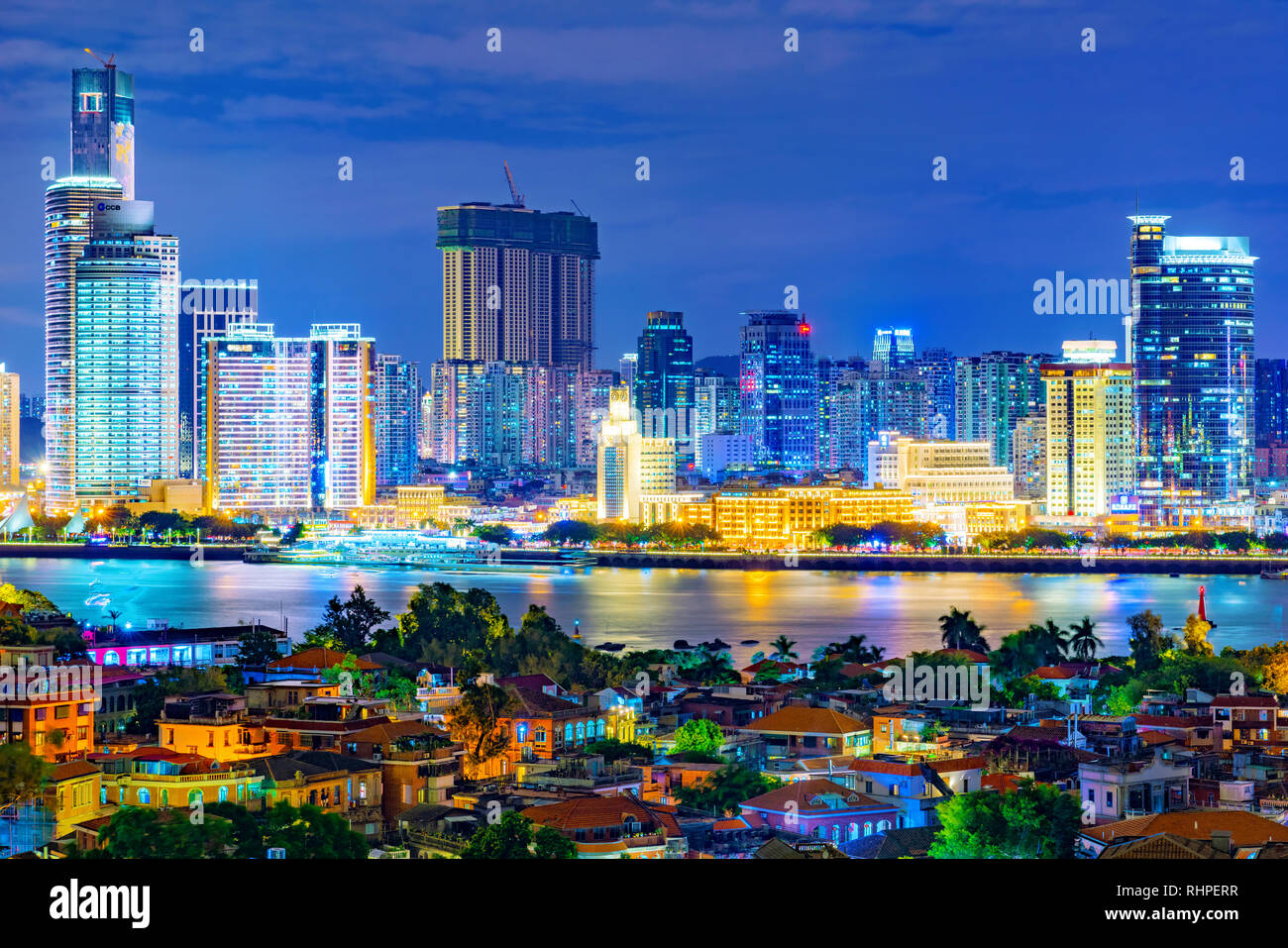 Xiamen night view hi-res stock photography and images - Alamy
