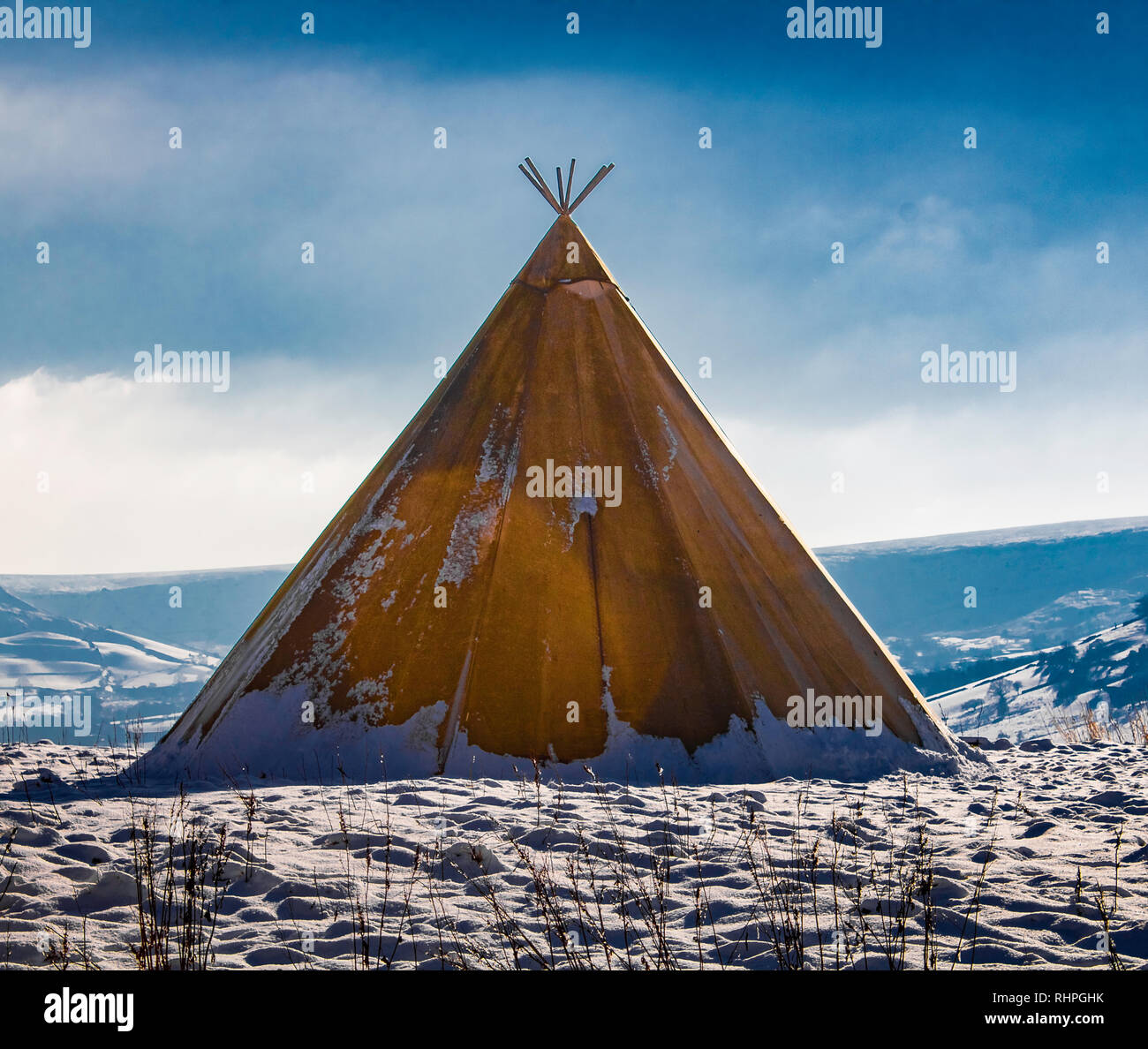 Teepee snow hi-res stock photography and images - Alamy