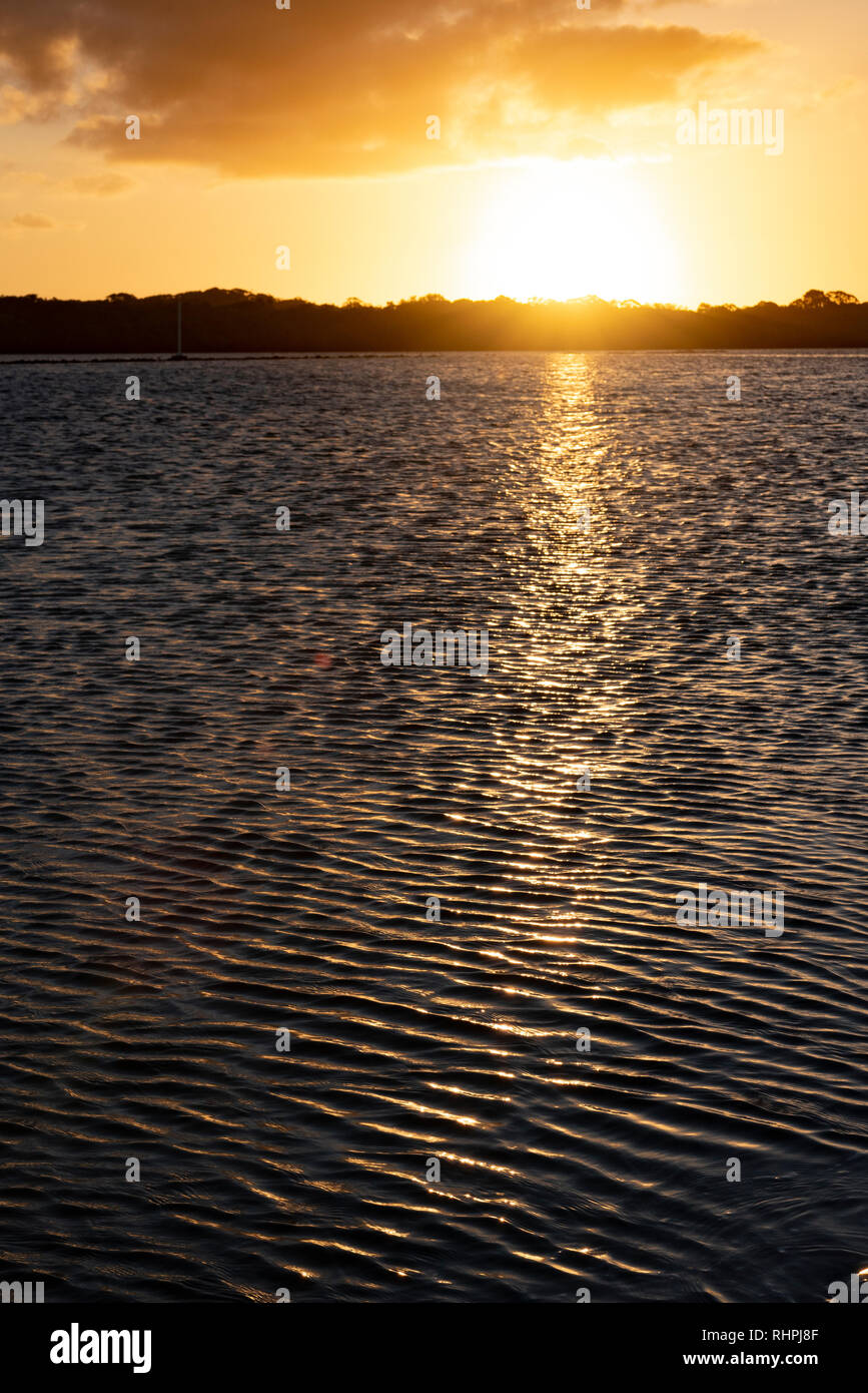 Sunset over the Richmond River, South Ballina, New South Wales ...