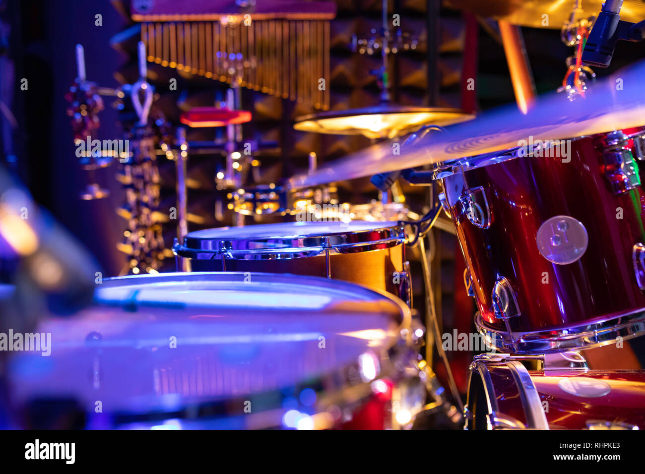 Percussion stage hi-res stock photography and images - Alamy