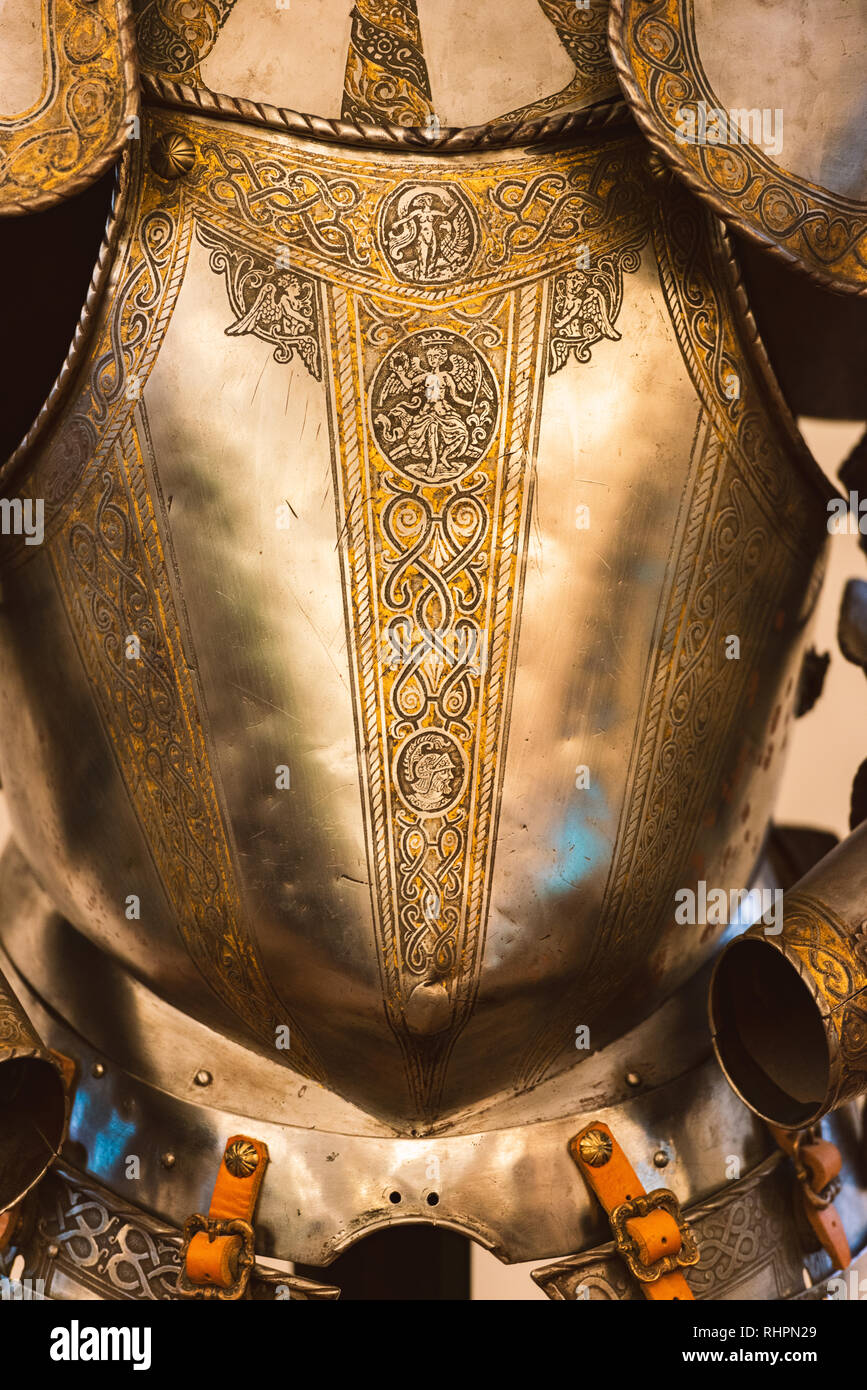 Medieval Full Plate Armour High Resolution Stock Photography and Images ...