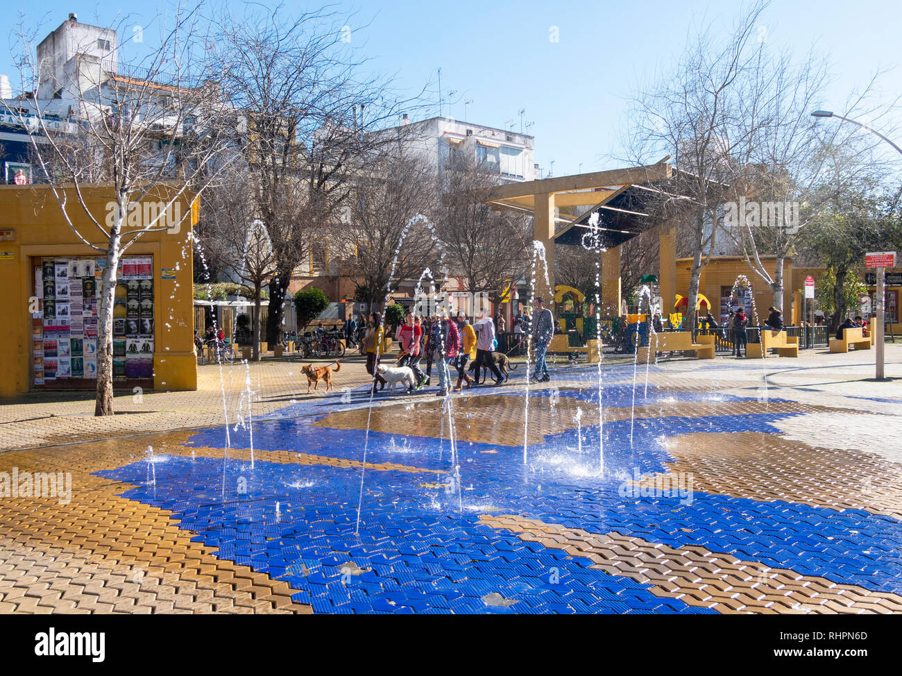 Seville alameda fountain hi-res stock photography and images - Alamy