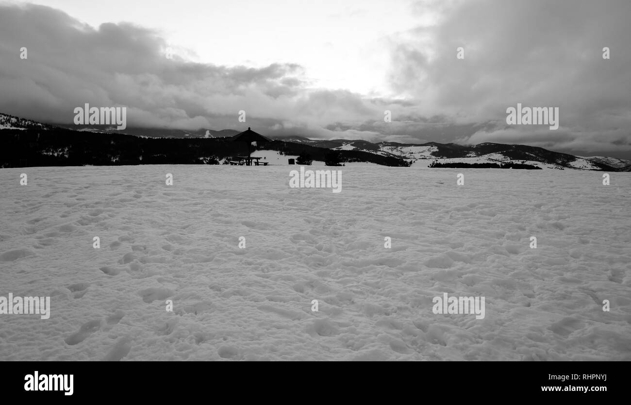 Beautiful outdoor scene from Black and White Stock Photos & Images - Alamy