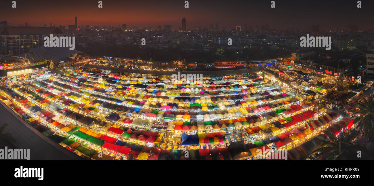 Ratchada Night market in Bangkok during sunset Stock Photo - Alamy