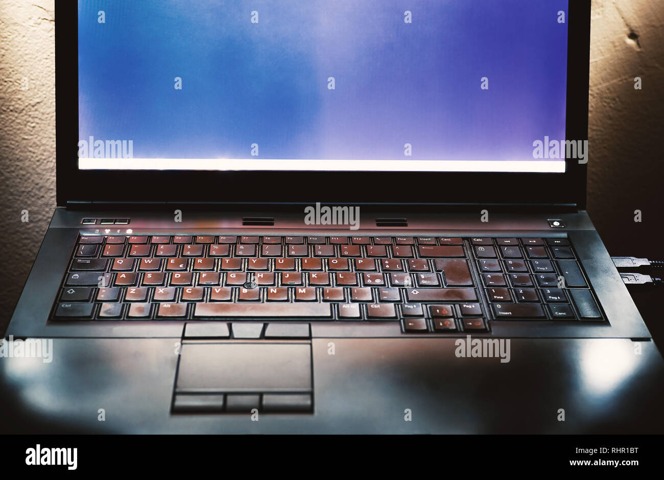 Old laptop hi-res stock photography and images - Alamy