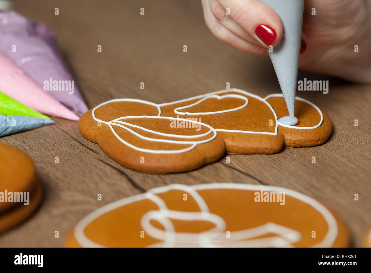 baking, draw on baking, patterns process close up Stock Photo - Alamy