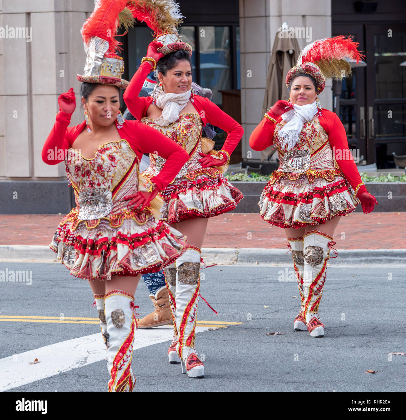 Native garb hi-res stock photography and images - Alamy
