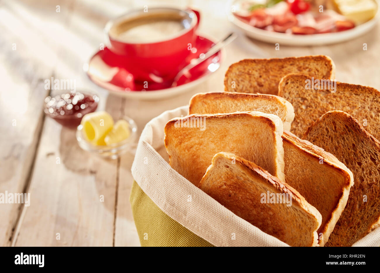 Freshly made crunchy toasts hi-res stock photography and images - Alamy