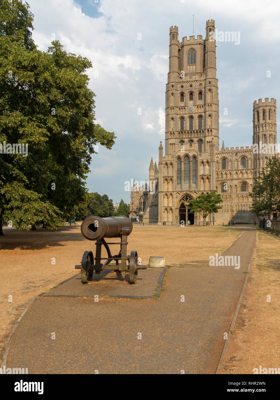 Sebastopol cannon hi-res stock photography and images - Alamy