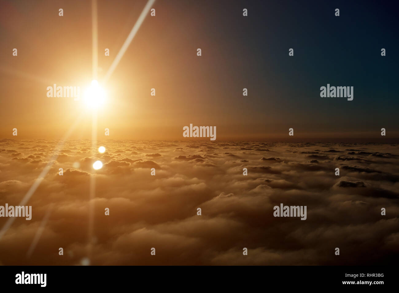Sun above the clouds hi-res stock photography and images - Alamy