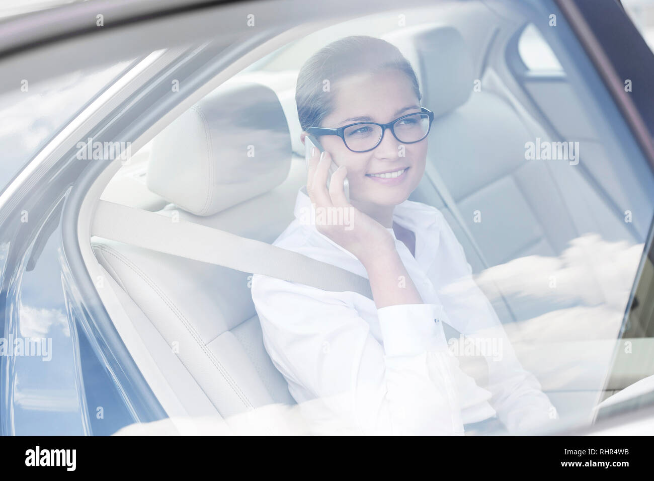 Talking through car window hi-res stock photography and images - Alamy