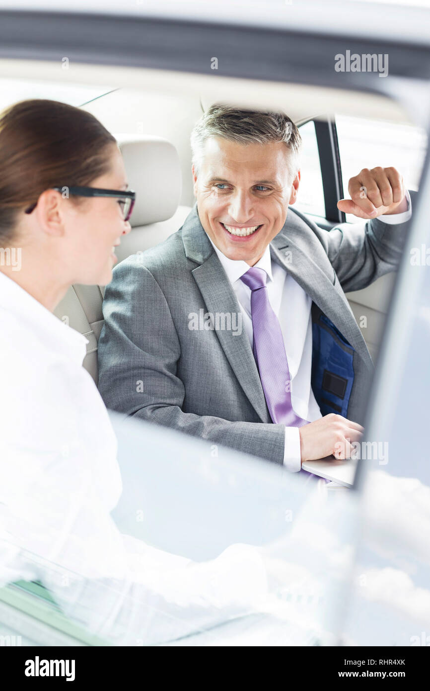 Two people talking car hi-res stock photography and images - Alamy