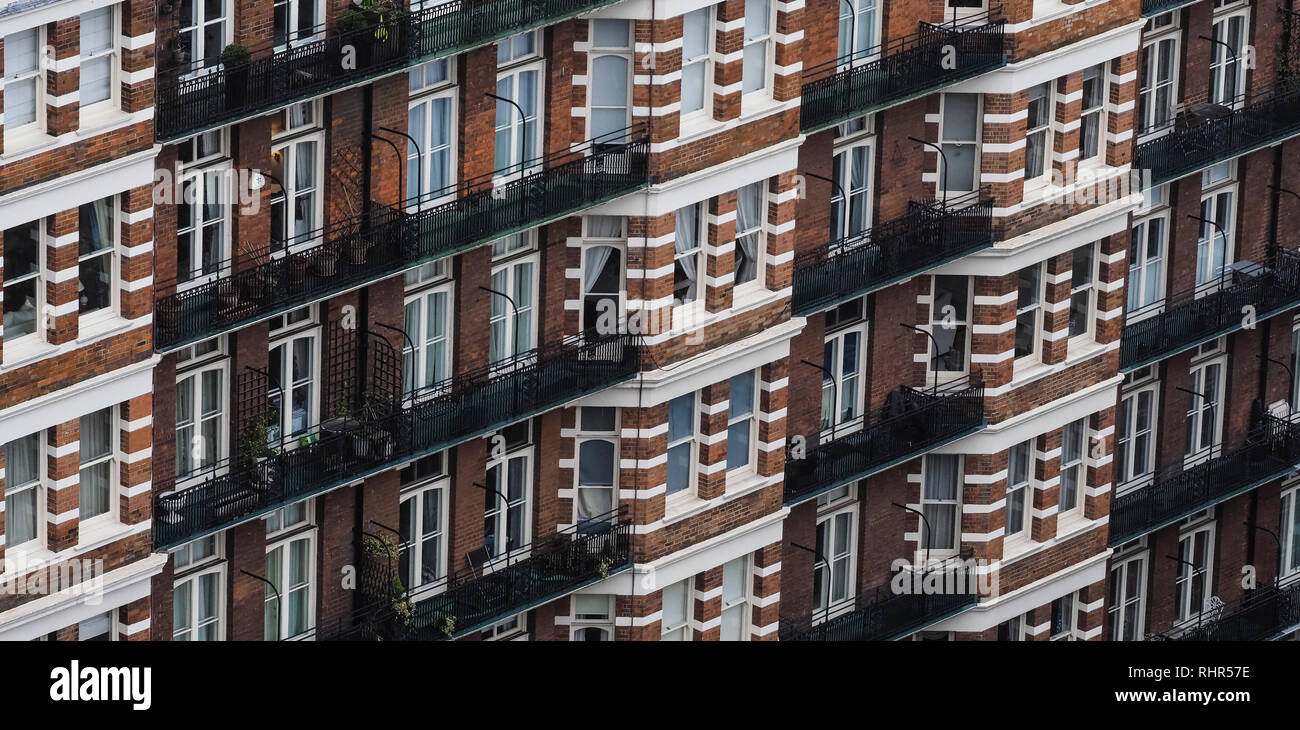 London Mansion Flats Stock Photo - Alamy