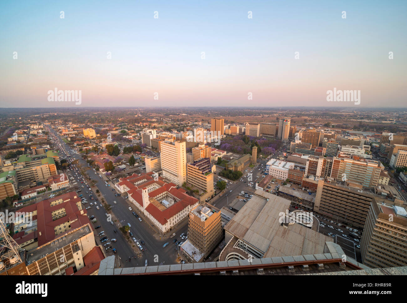 Harare cbd city centre, zimbabwe hi-res stock photography and images ...