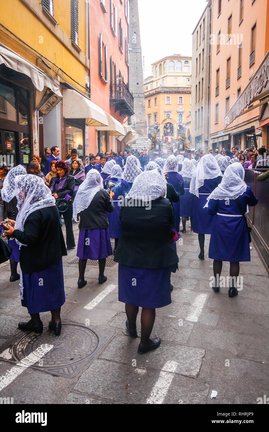 Medieval funeral hi-res stock photography and images - Alamy